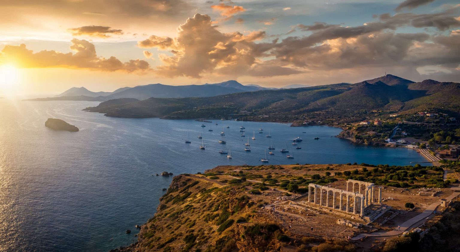 Athens Charter Guide: Top Yacht and Sailing Adventures